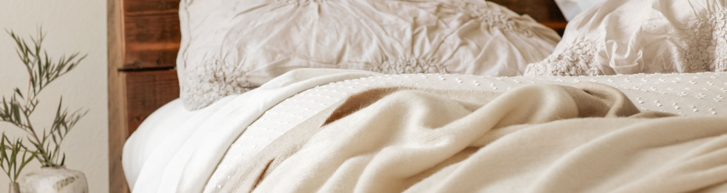 How to Remove Blood from Sheets and Mattresses | OxiClean™